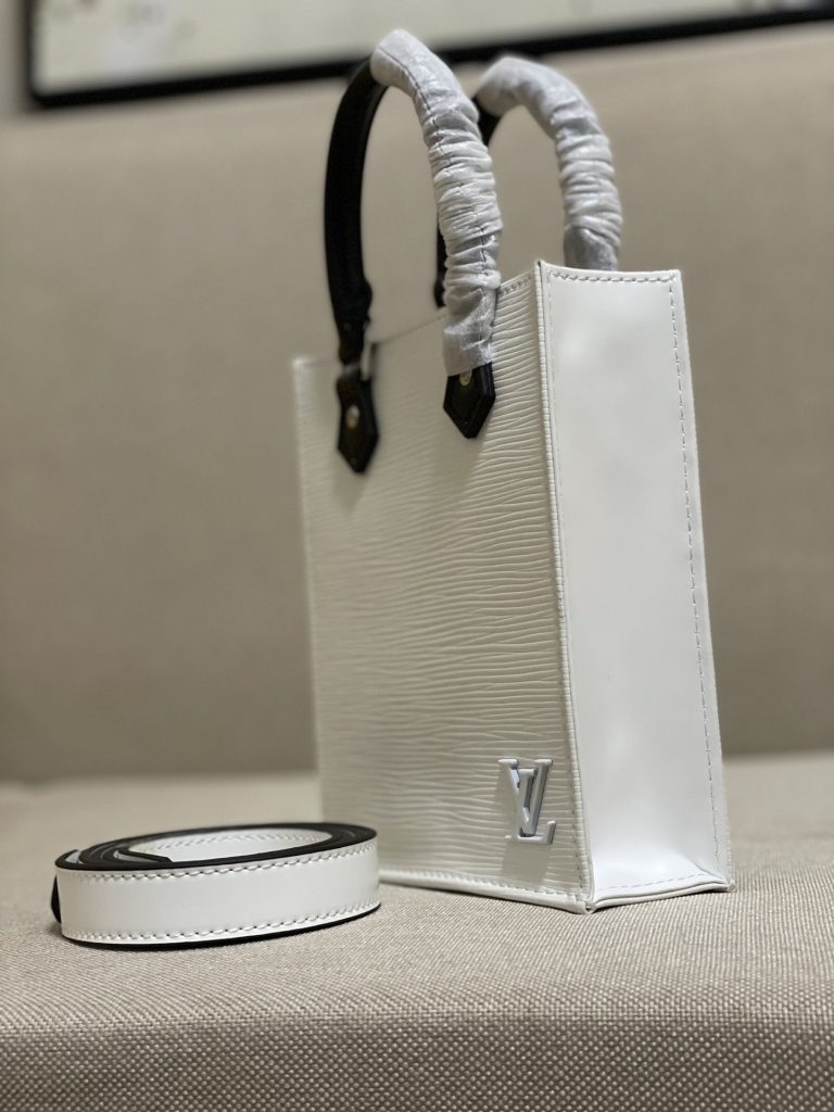 Louis Vuitton Mini Purse White | semashow.com